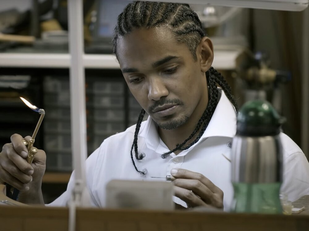 Inside the Jewel Vault with Darren Sherwood – Juraster